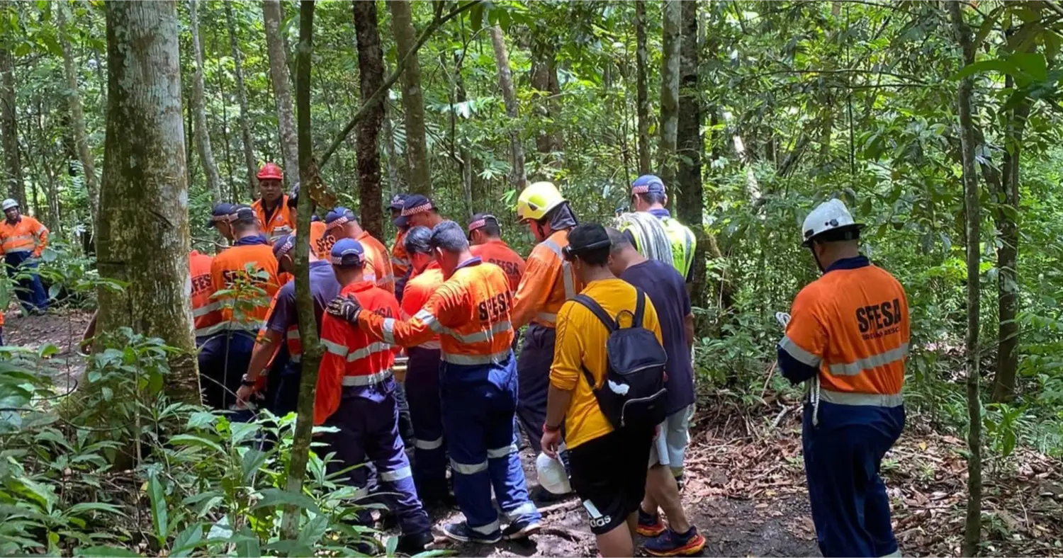 Samoa Observer | S.F.E.S.A rescues man at Vailima
