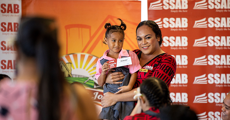 Samoa Observer | Local companies give back to customers