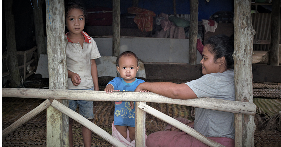 Samoa Observer | Family of four long for a new home, water