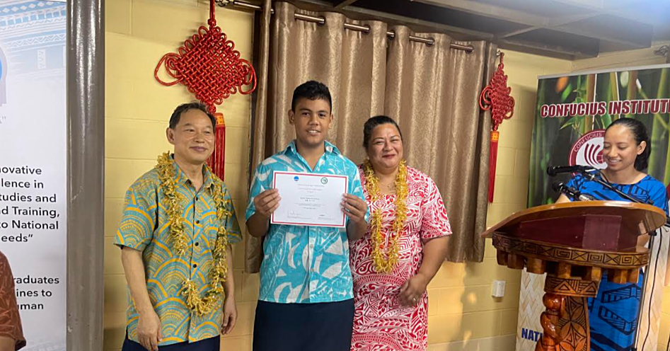 Samoa Observer | 12-year-old tops Chinese language course