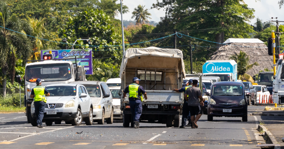 Samoa Observer | Truck ploughs into cars at Vaimoso