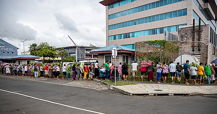 Samoa Observer | Many converge on money transfer services on Saturday