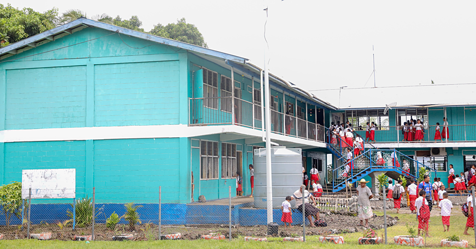 Samoa Observer | Armed father who threatened school charged