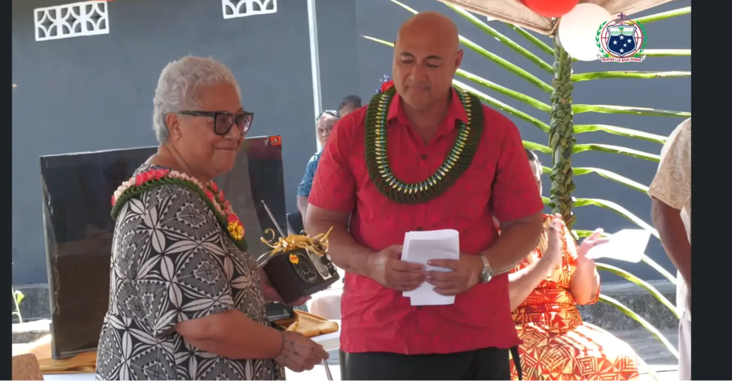 Samoa Observer | Savai'i's first community radio station launched