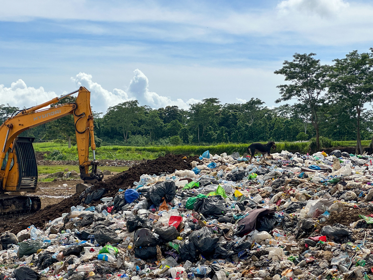 Samoa Observer | Cook Islands ambitious call to end plastic pollution