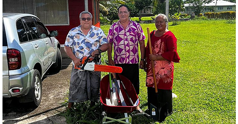 Samoa Observer | Safata Lua starts 25,000 tree planting project