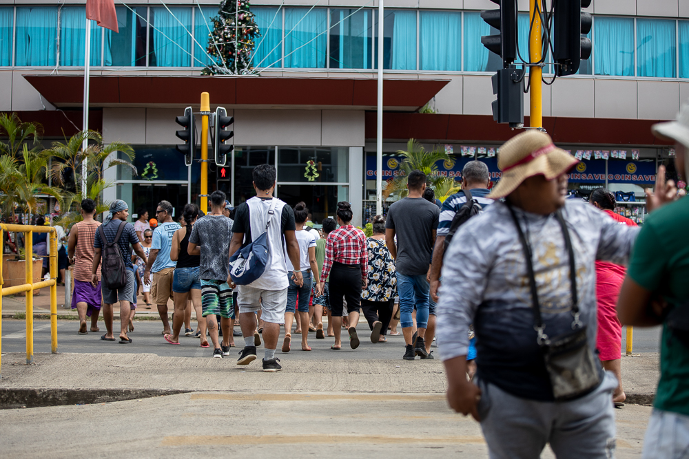 Samoa Observer | Last minute rush keeps streets of Apia busy