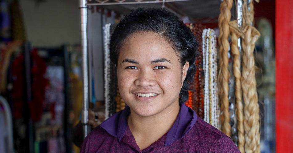 Samoa Observer | Teenager ventures into world of business