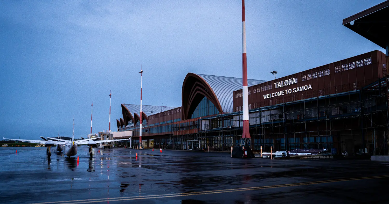Samoa Observer | American plane makes emergency landing