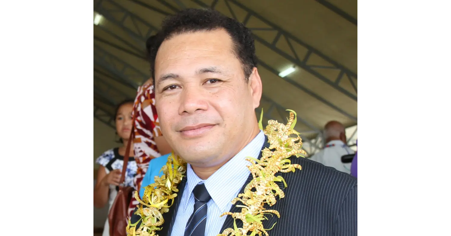 Samoa Observer | Dr Vaai: Leaders, not politicians