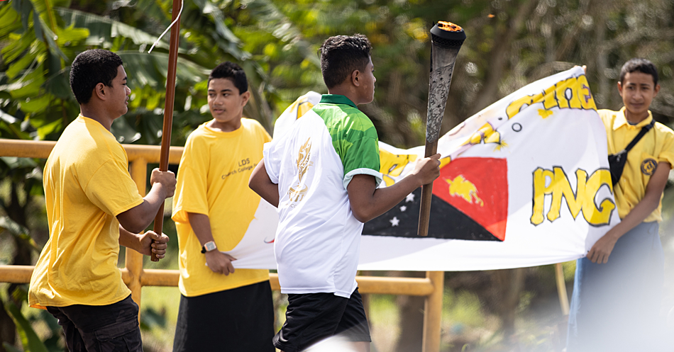 Samoa Observer | Pesega College students swap holidays for torch relay