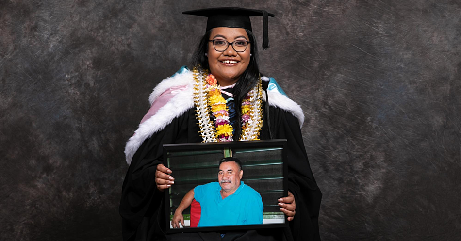 Samoa Observer | Samoan graduates with first class honors