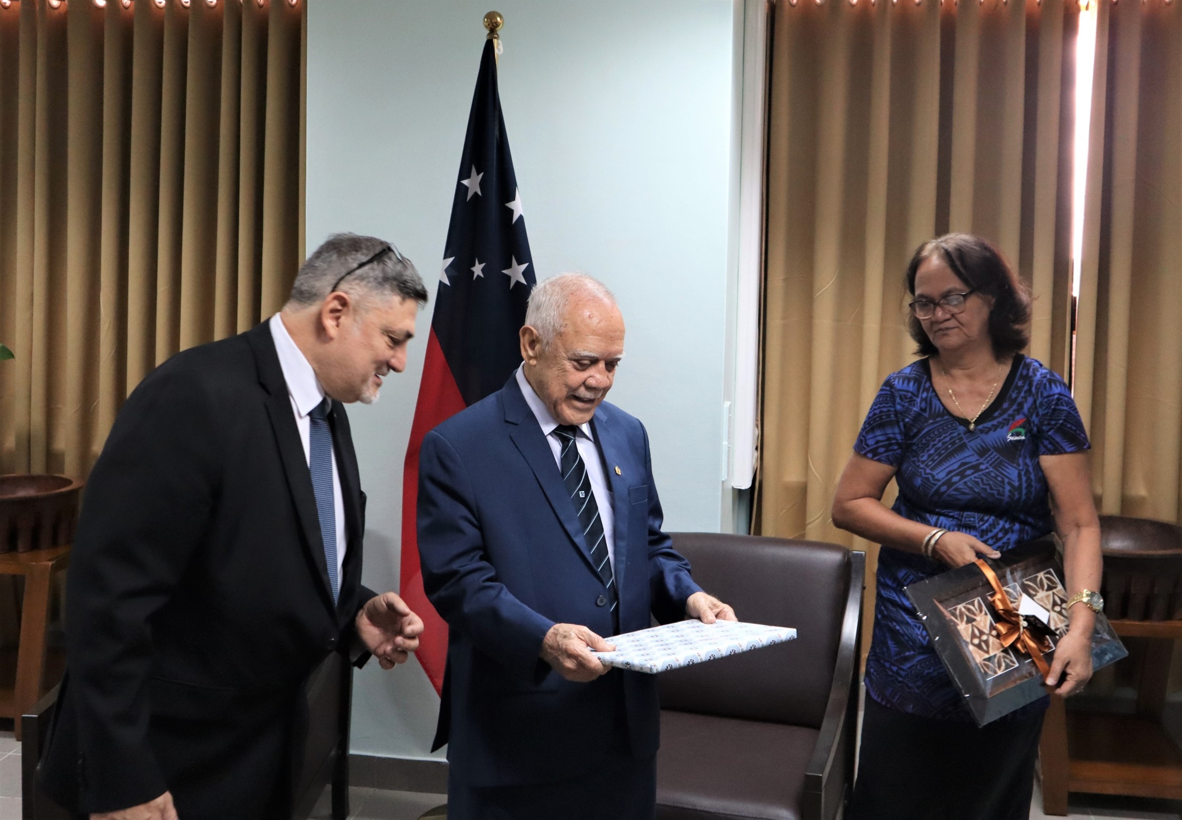 Samoa Observer | Israel's Ambassador presents credentials
