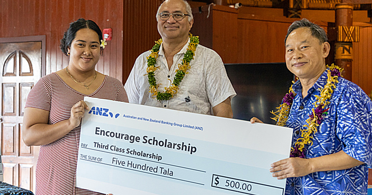 Samoa Observer | N.U.S. students receive scholarships from Chinese