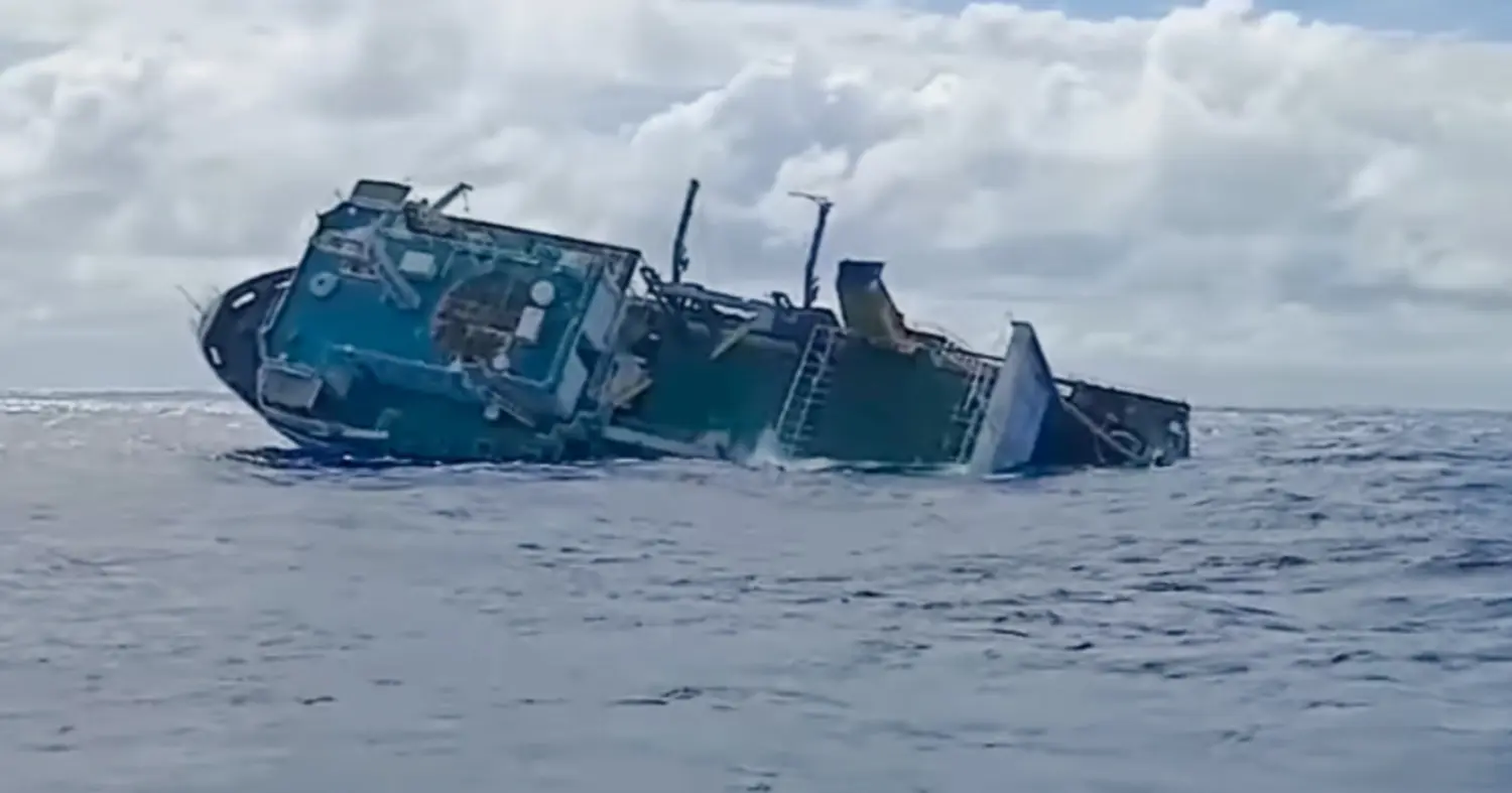 Samoa Observer | MV Lady Naomi sunk