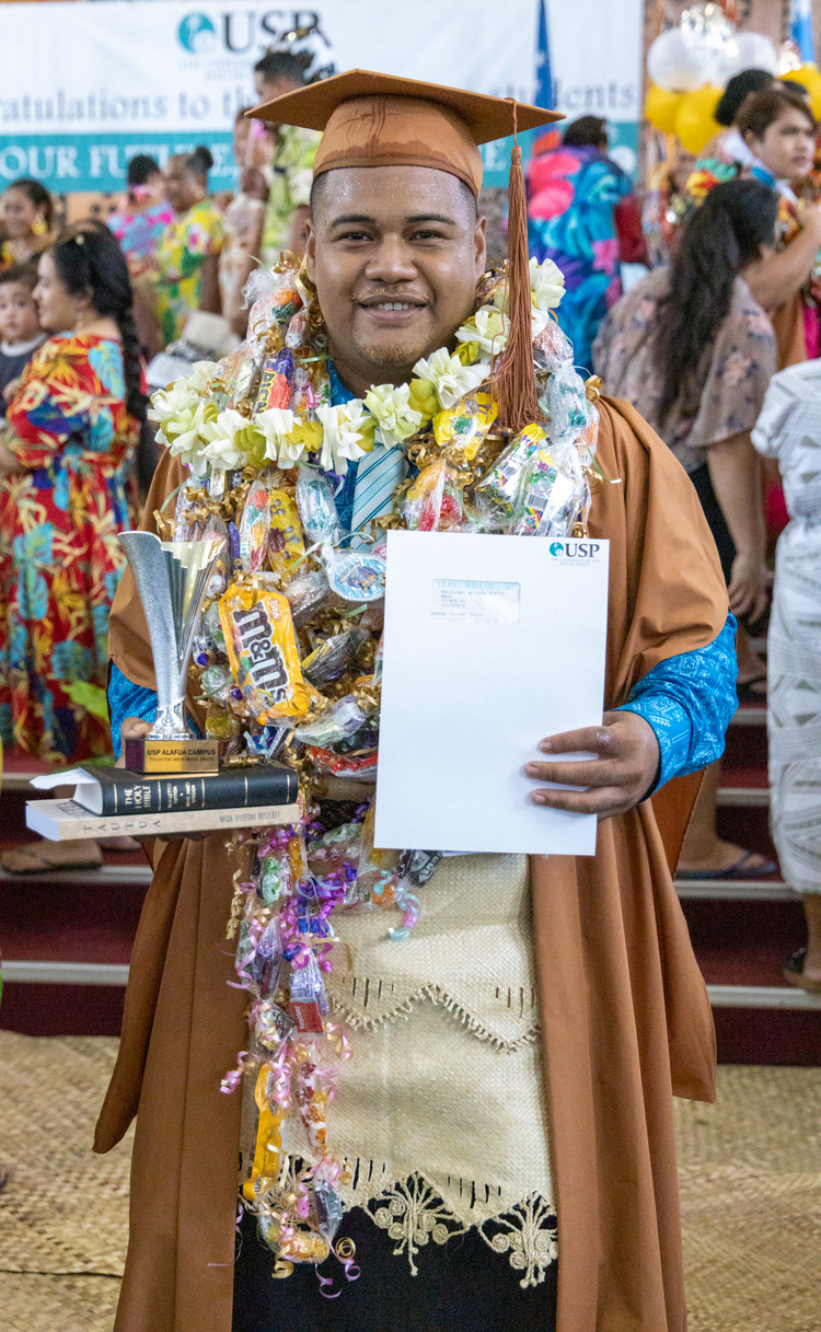 Samoa Observer | Family couldn’t make it to son’s graduation.