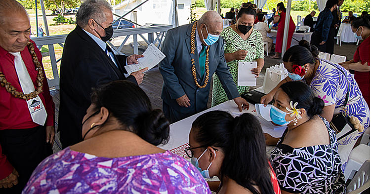 Samoa Observer | Districts get funds to assist Independence