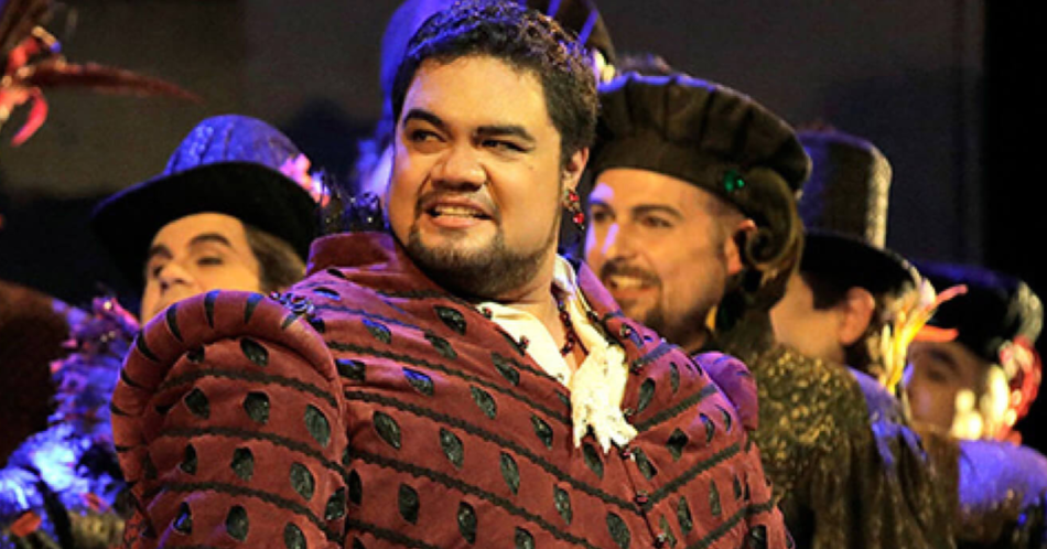 Samoa Observer | Samoan-born tenor credits church singing