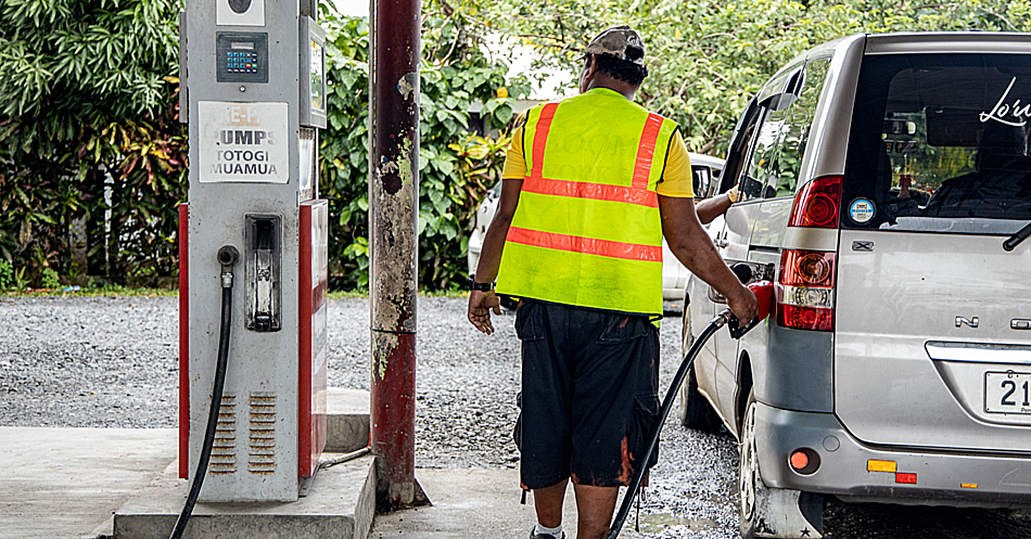 Samoa Observer | Global oil price drop good news for motorists