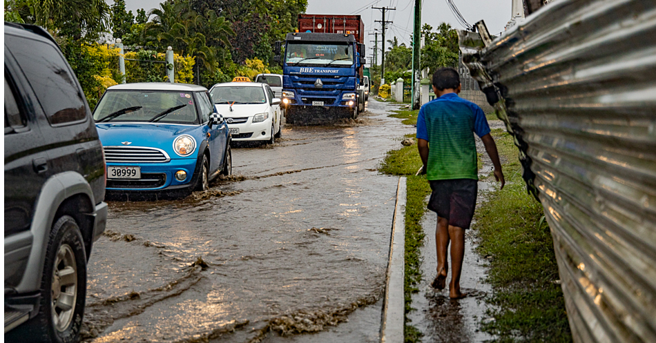 Samoa Observer | Heavy rain brings flooding and fears