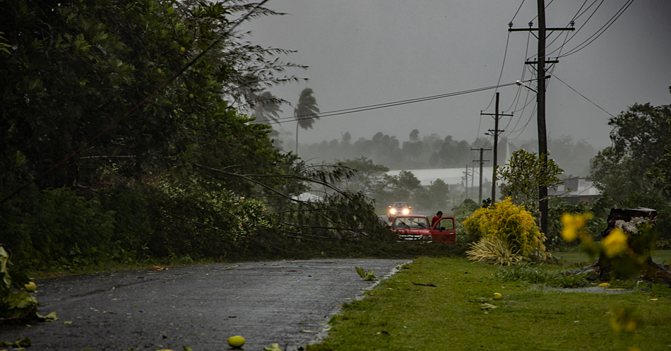 Samoa Observer | Cyclone Tino brings strong winds, rain and falling