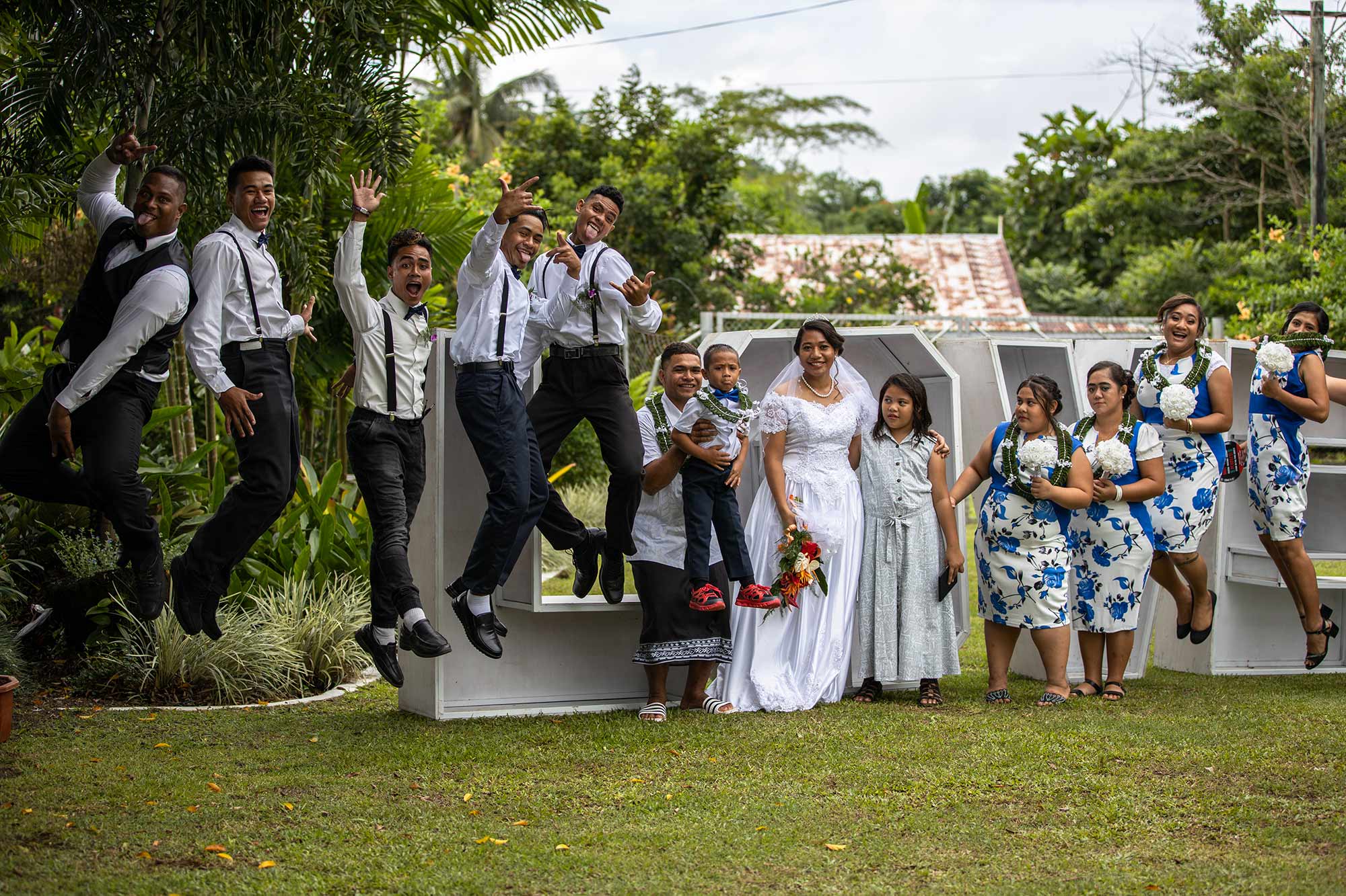 Samoa Observer | Couple ties knot at Manumailagi Garden