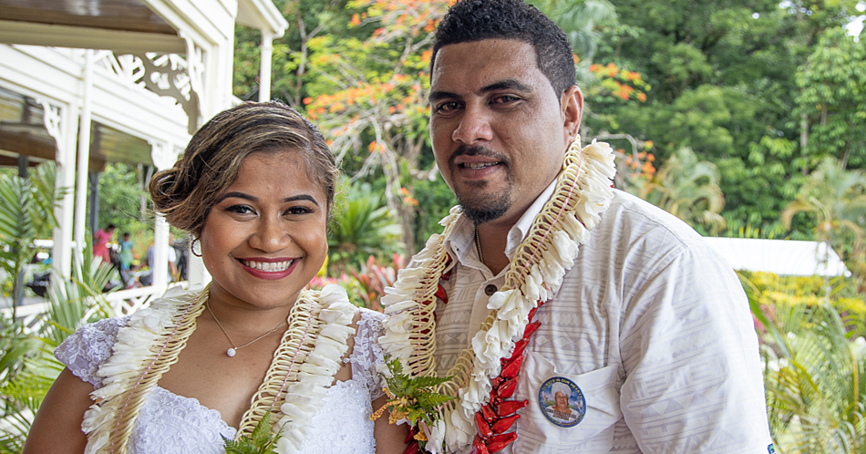Samoa Observer | Couple cross 3,200km of ocean to seal their love